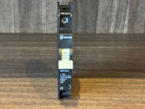 Circuit Breaker 32A Minirail Schenker