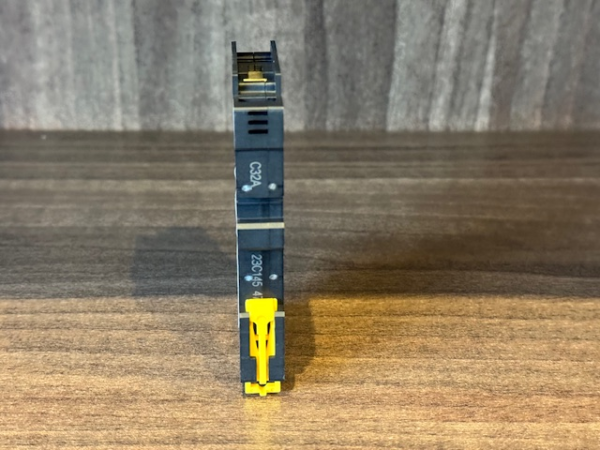 Circuit Breaker 32A Minirail Schenker